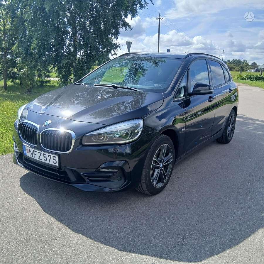 Черный БМВ 218 Active Tourer 2018 в Паневежис, объемом двигателя 2.00 л и пробегом 200 тыс. км за 11500 €, фото 1 на AUTOMOTO.COM.LV