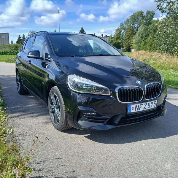 БМВ 218 Active Tourer 2018 в Паневежис на AUTOMOTO.COM.LV Черный БМВ 218 Active Tourer 2018 в Паневежис, объемом двигателя 2.00 л и пробегом 200 тыс. км за 11500 €, фото 3 на AUTOMOTO.COM.LV