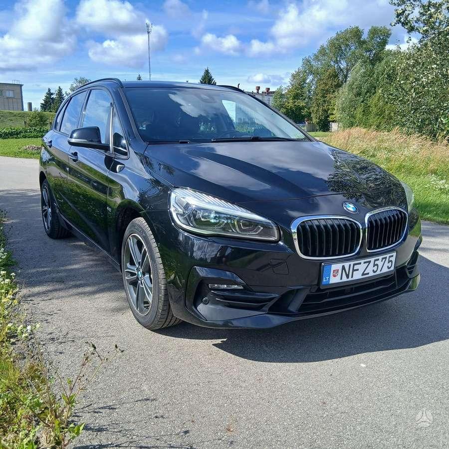 Черный БМВ 218 Active Tourer 2018 в Паневежис, объемом двигателя 2.00 л и пробегом 200 тыс. км за 11500 €, фото 3 на AUTOMOTO.COM.LV