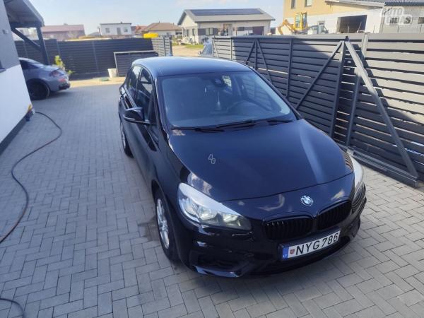 Black BMW 218 Active Tourer 2014 in Klaipeda, with an engine capacity of 2.00 L and mileage of 361 thousand km for 6200 €, photo 4 on AUTOMOTO.COM.LV