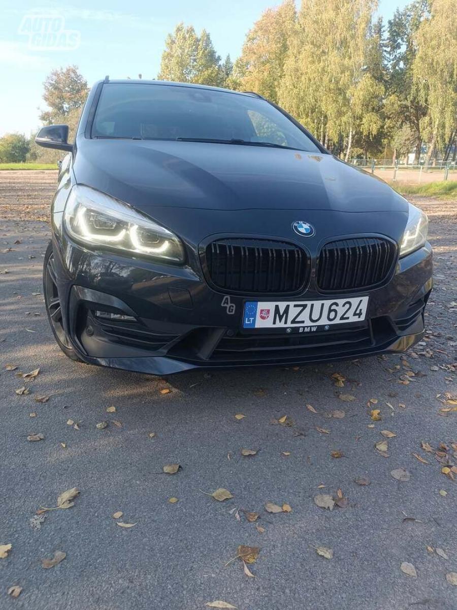 Синий БМВ 218 Active Tourer 2018 в Паневежис, объемом двигателя 2.00 л и пробегом 142 тыс. км за 13500 €, фото 3 на AUTOMOTO.COM.LV