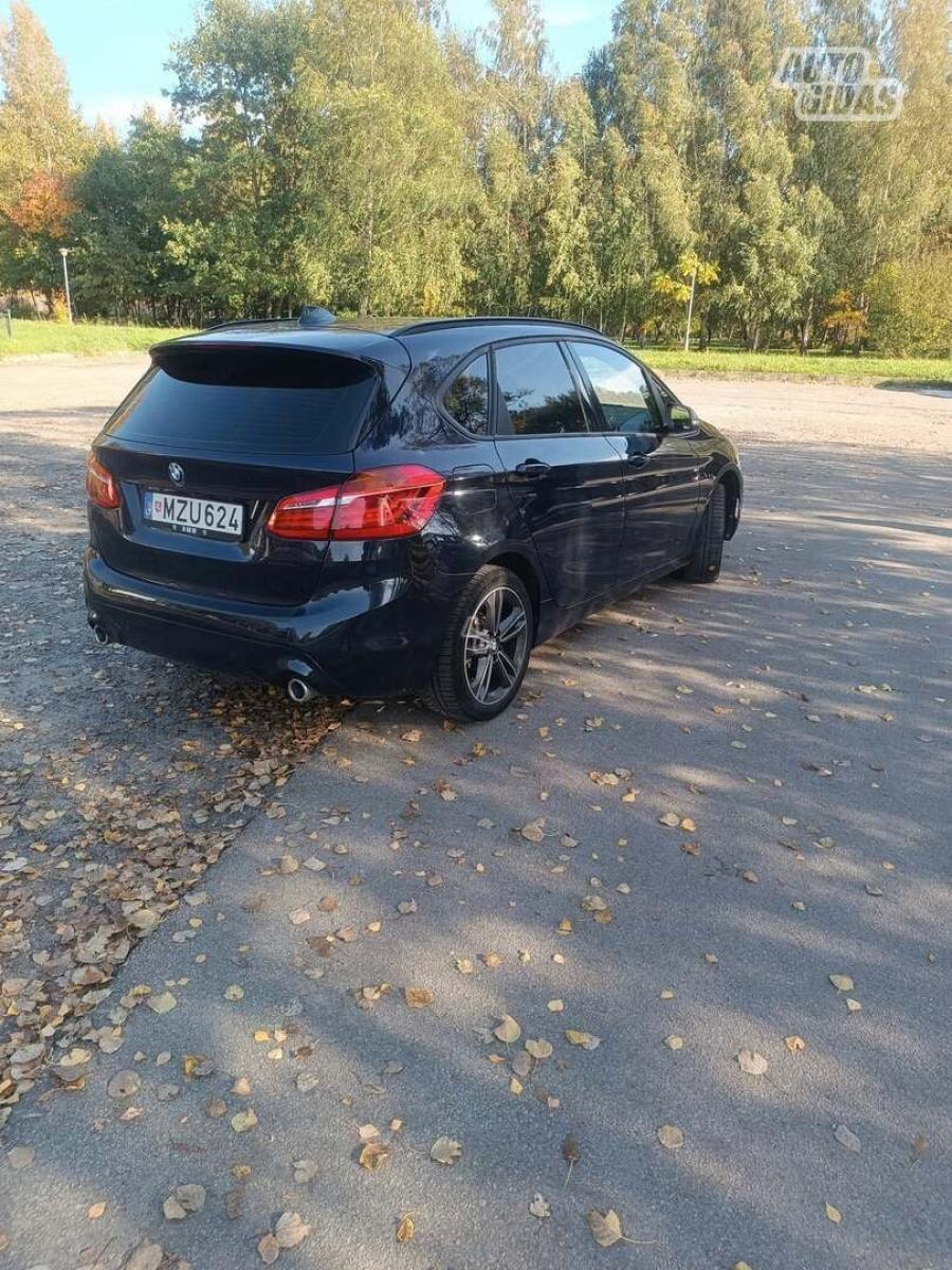 Синий БМВ 218 Active Tourer 2018 в Паневежис, объемом двигателя 2.00 л и пробегом 142 тыс. км за 13500 €, фото 7 на AUTOMOTO.COM.LV