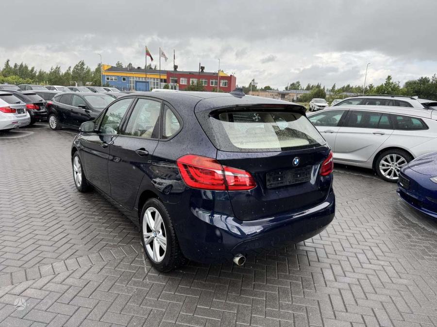 Синий БМВ 218 Active Tourer 2017 в Тельшяй, объемом двигателя 2.00 л и пробегом 238 тыс. км за 7300 €, фото 5 на AUTOMOTO.COM.LV