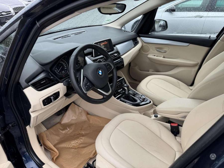 Синий БМВ 218 Active Tourer 2017 в Тельшяй, объемом двигателя 2.00 л и пробегом 238 тыс. км за 7300 €, фото 14 на AUTOMOTO.COM.LV