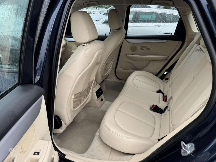 Синий БМВ 218 Active Tourer 2017 в Тельшяй, объемом двигателя 2.00 л и пробегом 238 тыс. км за 7300 €, фото 16 на AUTOMOTO.COM.LV