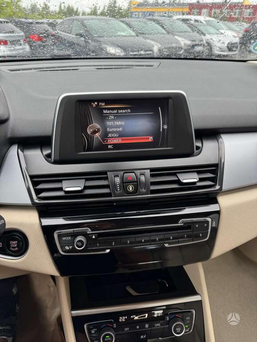 Blue BMW 218 Active Tourer 2017 in Telschi, with an engine capacity of 2.00 L and mileage of 238 thousand km for 7300 €, photo 26 on AUTOMOTO.COM.LV