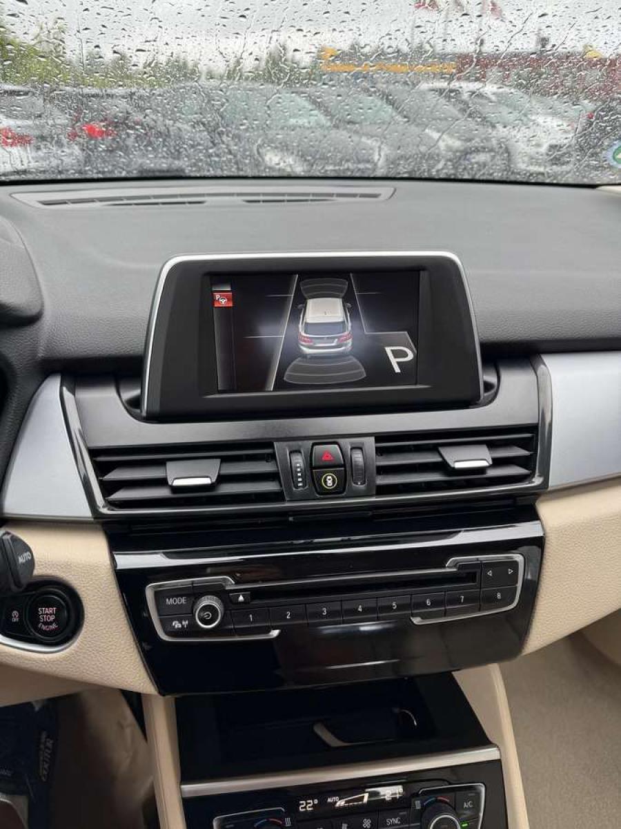 Blue BMW 218 Active Tourer 2017 in Telschi, with an engine capacity of 2.00 L and mileage of 238 thousand km for 7300 €, photo 29 on AUTOMOTO.COM.LV