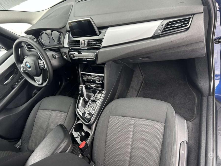 Zils BMW 218 Active Tourer 2019 Viļņa, ar dzinēja tilpumu 2.00 L un nobraukumu 192 tūkst. km par 8000 €, foto 14 vietnē AUTOMOTO.COM.LV