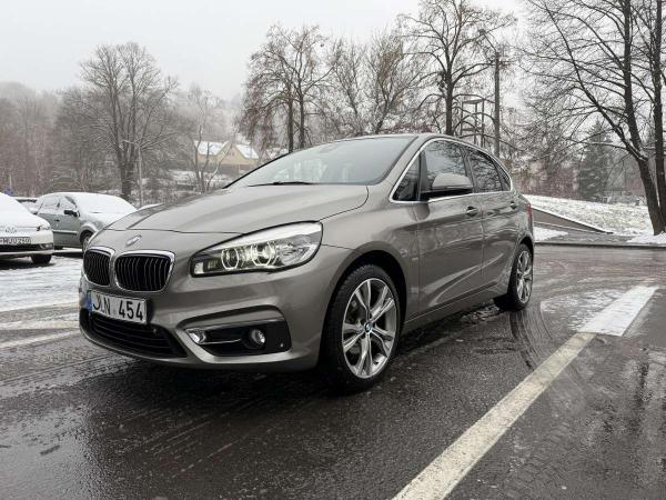 Brūns BMW 218 Active Tourer 2016 Viļņa, ar dzinēja tilpumu 2.00 L un nobraukumu 91 tūkst. km par 11000 €, foto 2 vietnē AUTOMOTO.COM.LV