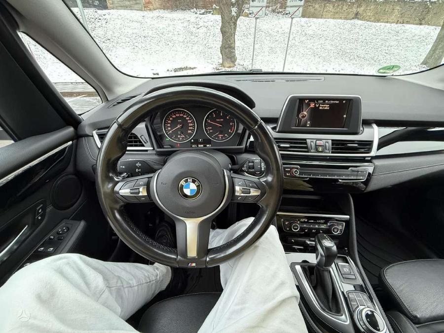Brown BMW 218 Active Tourer 2016 in Vilnius, with an engine capacity of 2.00 L and mileage of 91 thousand km for 11000 €, photo 13 on AUTOMOTO.COM.LV