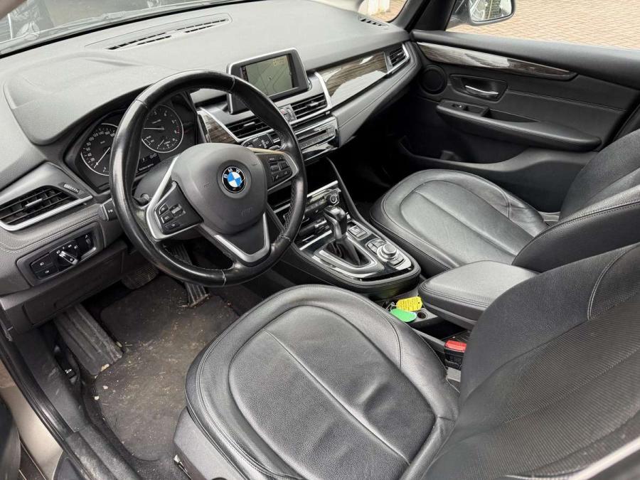 Brūns BMW 218 Active Tourer 2015 Šauļi, ar dzinēja tilpumu 2.00 L un nobraukumu 290 tūkst. km par 5850 €, foto 7 vietnē AUTOMOTO.COM.LV