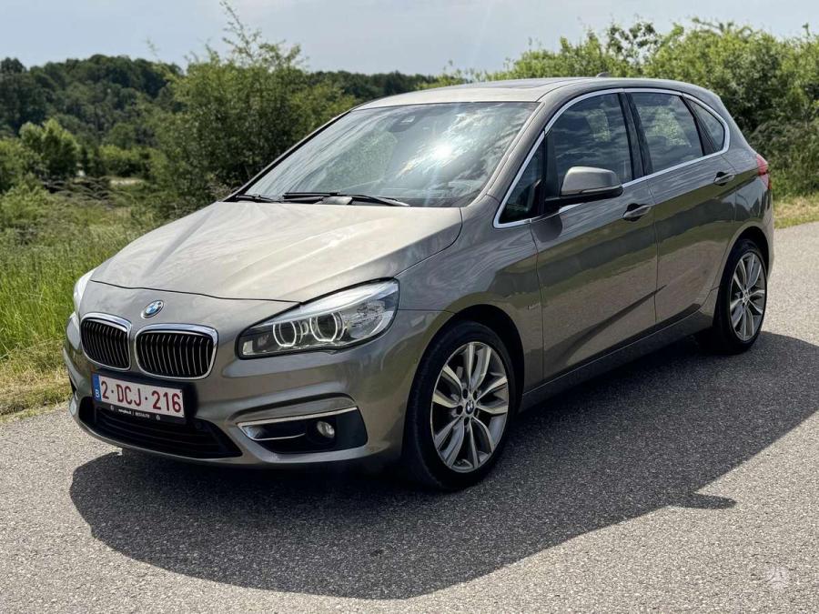 Brown BMW 218 Active Tourer 2015 in Utena, with an engine capacity of 2.00 L and mileage of 160 thousand km for 8950 €, photo 1 on AUTOMOTO.COM.LV