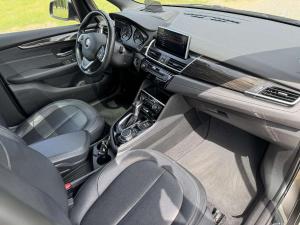 Brown BMW 218 Active Tourer 2015 in Utena, with an engine capacity of 2.00 L and mileage of 160 thousand km for 8950 €, photo 15 on AUTOMOTO.COM.LV