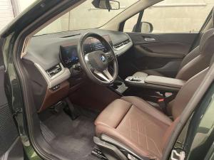 Zaļš BMW 218 Active Tourer 2022 Marijampole, ar dzinēja tilpumu 1.50 L un nobraukumu 92 tūkst. km par 21054 €, foto 8 vietnē AUTOMOTO.COM.LV