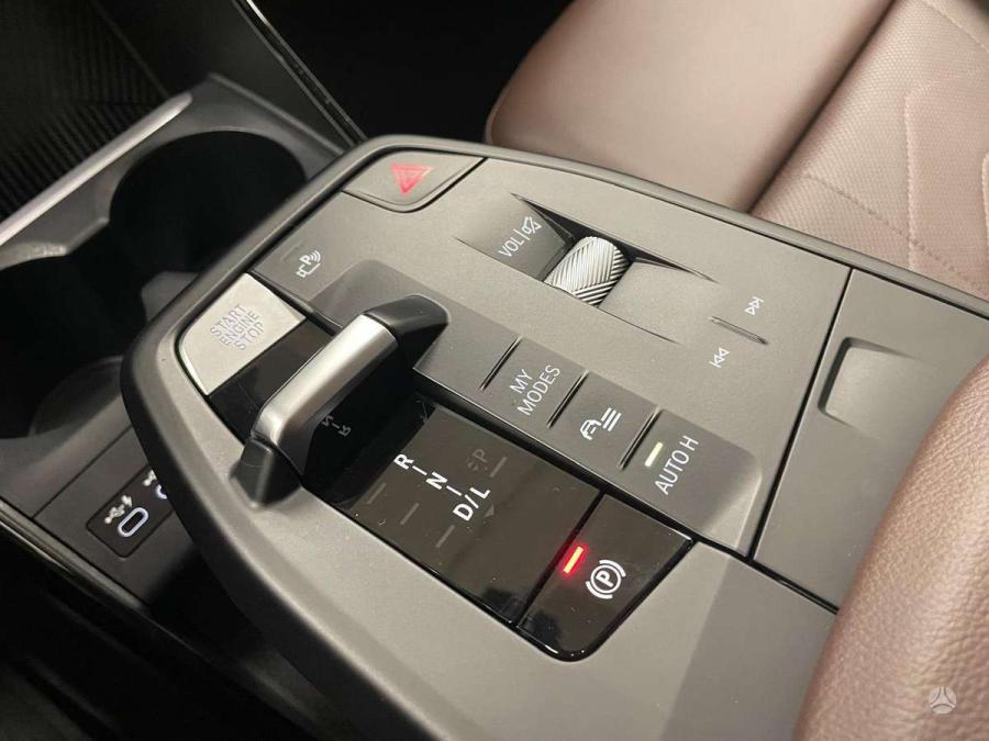 Zaļš BMW 218 Active Tourer 2022 Marijampole, ar dzinēja tilpumu 1.50 L un nobraukumu 92 tūkst. km par 21054 €, foto 12 vietnē AUTOMOTO.COM.LV