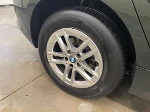 Zaļš BMW 218 Active Tourer 2022 Marijampole, ar dzinēja tilpumu 1.50 L un nobraukumu 92 tūkst. km par 21054 €, foto 19 vietnē AUTOMOTO.COM.LV