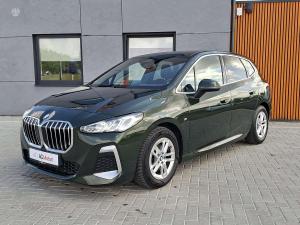 Zaļš BMW 218 Active Tourer 2023 Viļņa, ar dzinēja tilpumu 1.50 L un nobraukumu 112 tūkst. km par 22500 €, foto  vietnē AUTOMOTO.COM.LV