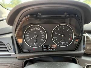 Pelēks BMW 218 Active Tourer 2015 Utena, ar dzinēja tilpumu 2.00 L un nobraukumu 178 tūkst. km par 6800 €, foto 17 vietnē AUTOMOTO.COM.LV
