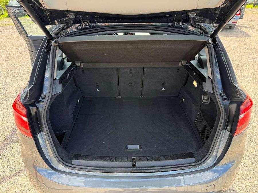Grey BMW 218 Active Tourer 2015 in Utena, with an engine capacity of 2.00 L and mileage of 178 thousand km for 6750 €, photo 10 on AUTOMOTO.COM.LV