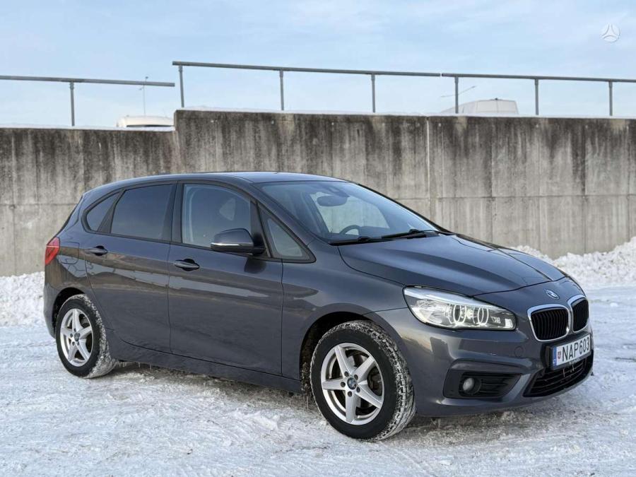 Grey BMW 218 Active Tourer 2016 in Vilnius, with an engine capacity of 2.00 L and mileage of 221 thousand km for 8200 €, photo 2 on AUTOMOTO.COM.LV