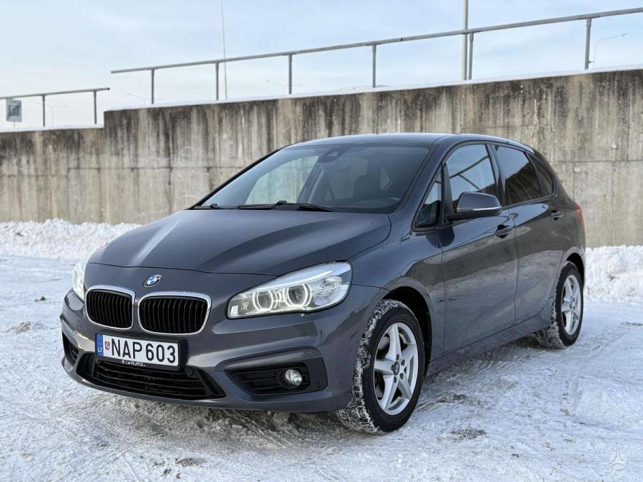 Grey BMW 218 Active Tourer 2016 in Vilnius, with an engine capacity of 2.00 L and mileage of 221 thousand km for 8200 €, photo 3 on AUTOMOTO.COM.LV