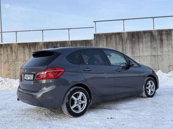 Pelēks BMW 218 Active Tourer 2016 Viļņa, ar dzinēja tilpumu 2.00 L un nobraukumu 221 tūkst. km par 8200 €, foto 5 vietnē AUTOMOTO.COM.LV