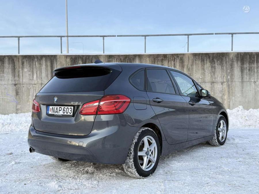 Grey BMW 218 Active Tourer 2016 in Vilnius, with an engine capacity of 2.00 L and mileage of 221 thousand km for 8200 €, photo 6 on AUTOMOTO.COM.LV