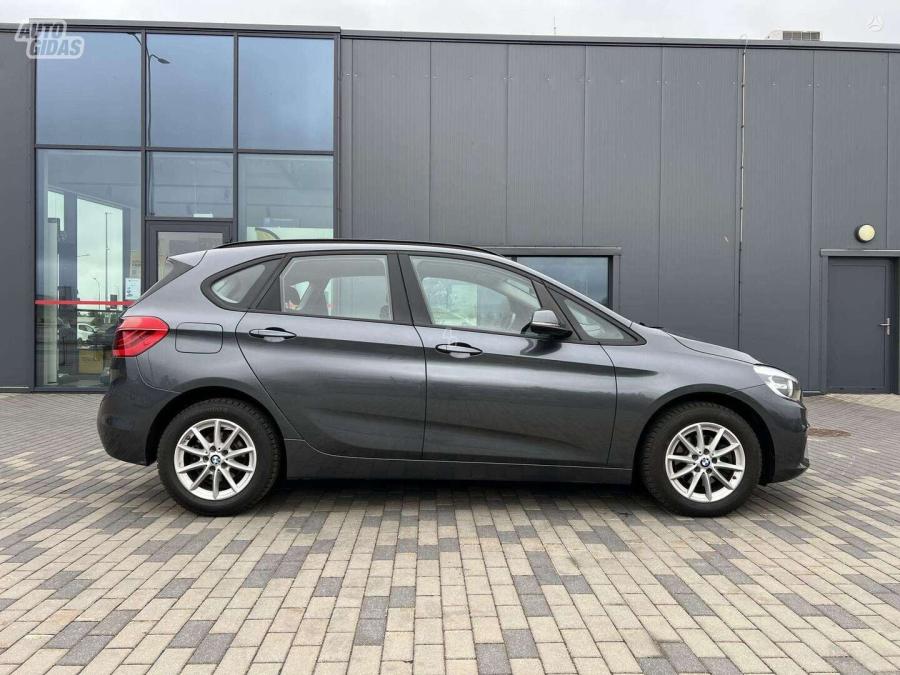 Серый БМВ 218 Active Tourer 2016 в Шяуляй, объемом двигателя 2.00 л и пробегом 218 тыс. км за 8400 €, фото 5 на AUTOMOTO.COM.LV