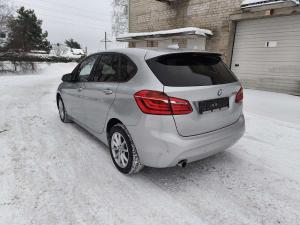 Pelēks BMW 218 Active Tourer 2017 Kelmė, ar dzinēja tilpumu 2.00 L un nobraukumu 219 tūkst. km par 8600 €, foto 4 vietnē AUTOMOTO.COM.LV