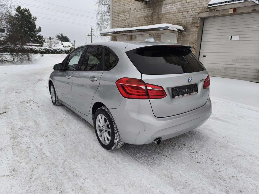 Grey BMW 218 Active Tourer 2017 in Kelme, with an engine capacity of 2.00 L and mileage of 218 thousand km for 7950 €, photo 3 on AUTOMOTO.COM.LV