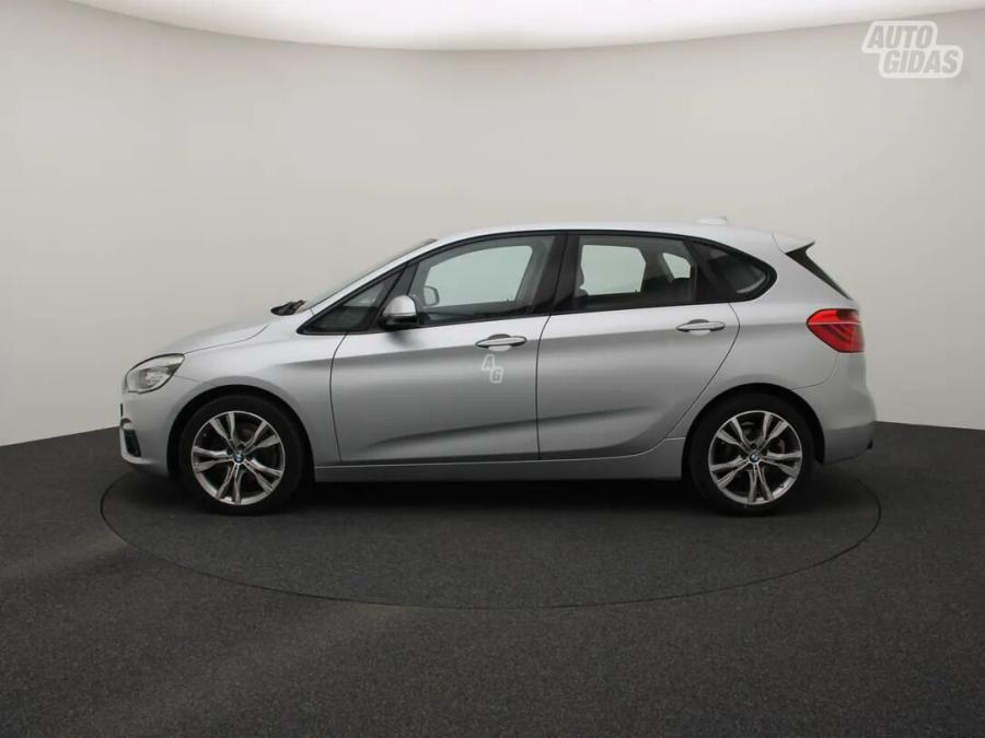 Grey BMW 218 Active Tourer 2014 in Vilnius, with an engine capacity of 2.00 L and mileage of 165 thousand km for 9699 €, photo 7 on AUTOMOTO.COM.LV