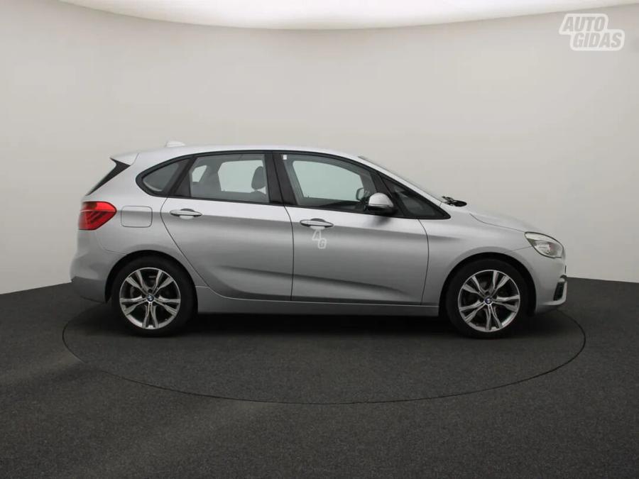 Grey BMW 218 Active Tourer 2014 in Vilnius, with an engine capacity of 2.00 L and mileage of 165 thousand km for 9699 €, photo 10 on AUTOMOTO.COM.LV