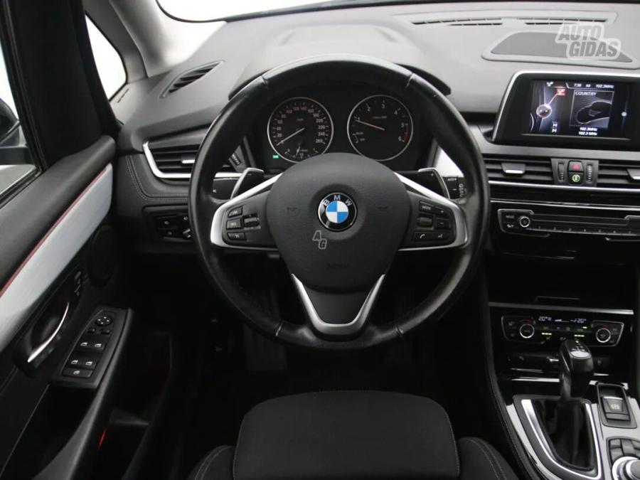 Grey BMW 218 Active Tourer 2014 in Vilnius, with an engine capacity of 2.00 L and mileage of 165 thousand km for 9699 €, photo 18 on AUTOMOTO.COM.LV