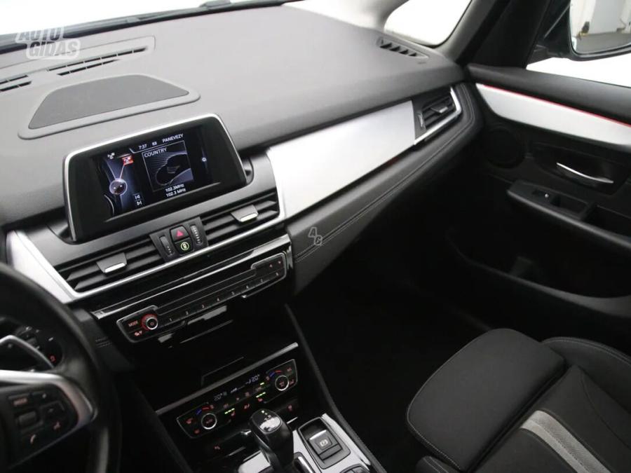 Grey BMW 218 Active Tourer 2014 in Vilnius, with an engine capacity of 2.00 L and mileage of 165 thousand km for 9699 €, photo 22 on AUTOMOTO.COM.LV