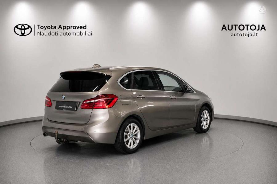 Pelēks BMW 218 Active Tourer 2014 Kauņa, ar dzinēja tilpumu 1.50 L un nobraukumu 238 tūkst. km par 6900 €, foto 3 vietnē AUTOMOTO.COM.LV
