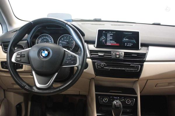 Grey BMW 218 Active Tourer 2014 in Kaunas, with an engine capacity of 1.50 L and mileage of 238 thousand km for 6900 €, photo 9 on AUTOMOTO.COM.LV