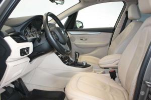 Pelēks BMW 218 Active Tourer 2014 Kauņa, ar dzinēja tilpumu 1.50 L un nobraukumu 238 tūkst. km par 6900 €, foto 12 vietnē AUTOMOTO.COM.LV