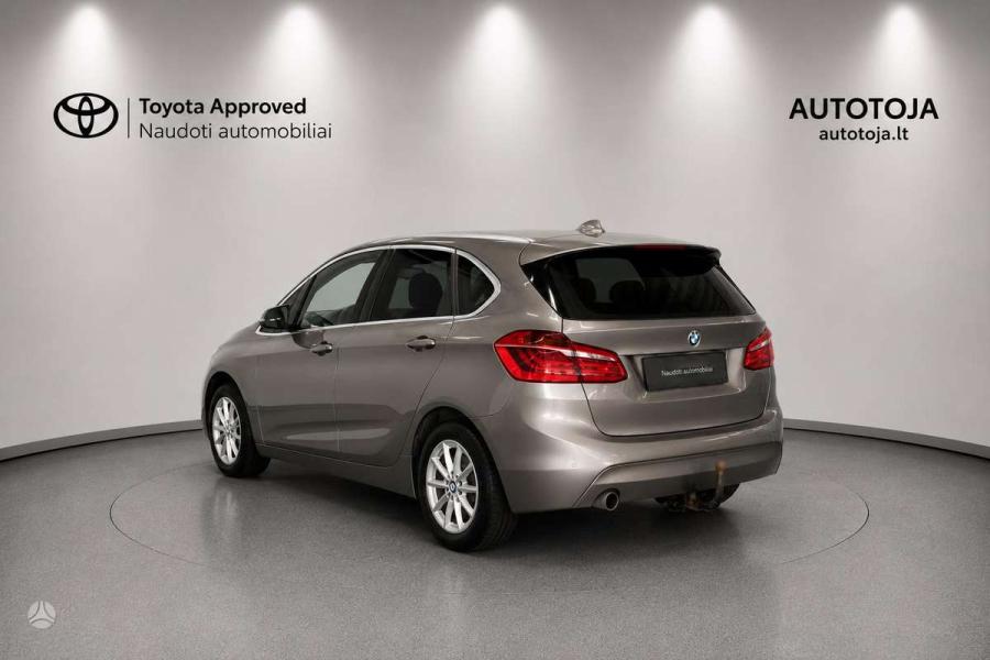 Pelēks BMW 218 Active Tourer 2014 Kauņa, ar dzinēja tilpumu 1.50 L un nobraukumu 238 tūkst. km par 6900 €, foto 18 vietnē AUTOMOTO.COM.LV