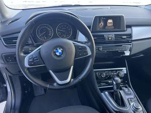 Pelēks BMW 218 Active Tourer 2015 Viļņa, ar dzinēja tilpumu 1.50 L un nobraukumu 188 tūkst. km par 10250 €, foto 25 vietnē AUTOMOTO.COM.LV