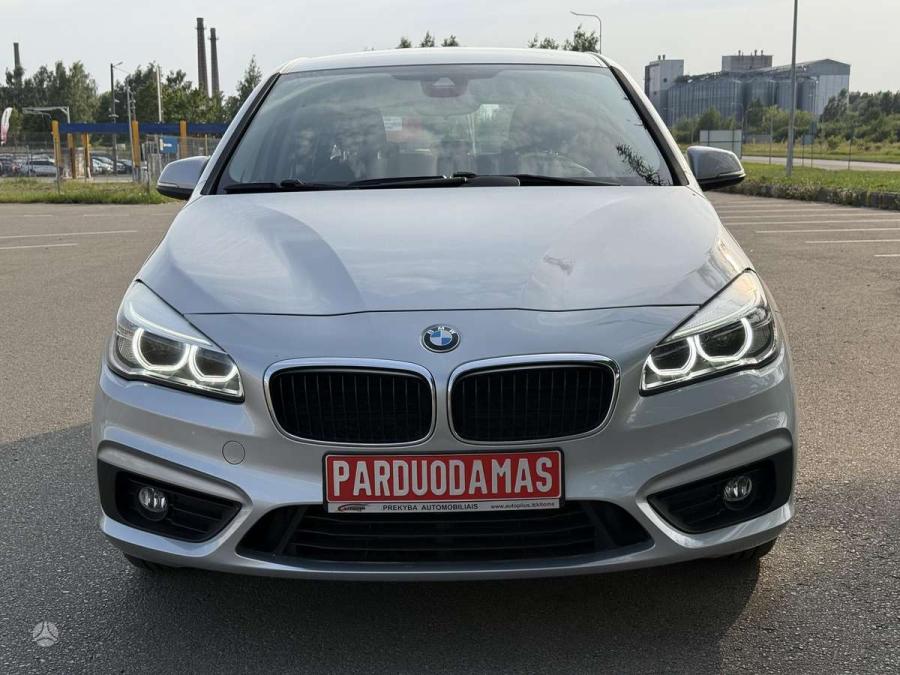 Pelēks BMW 218 Active Tourer 2015 Panevēža, ar dzinēja tilpumu 2.00 L un nobraukumu 169 tūkst. km par 8900 €, foto 8 vietnē AUTOMOTO.COM.LV