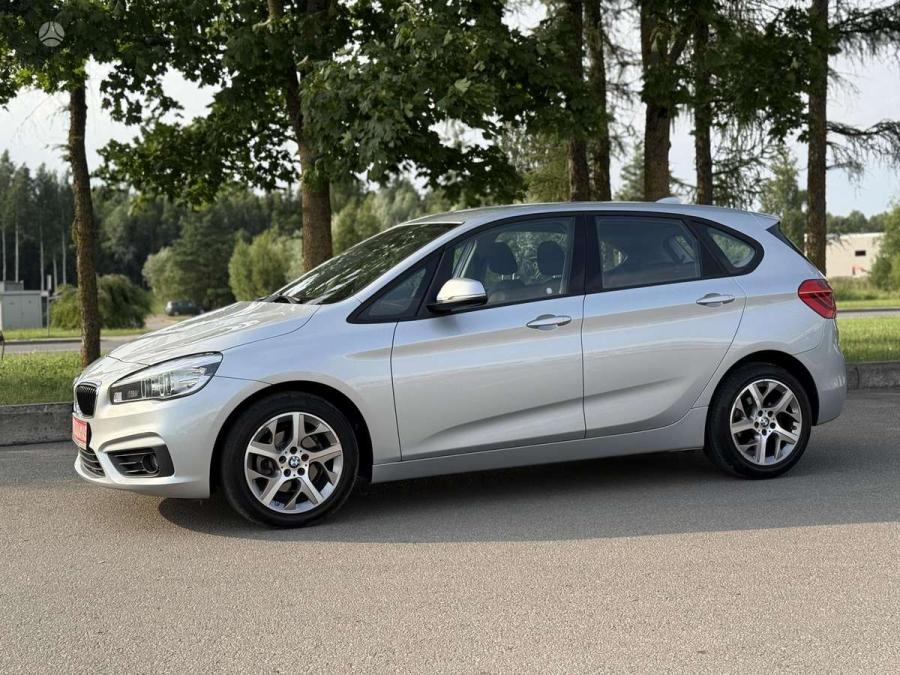 Pelēks BMW 218 Active Tourer 2015 Panevēža, ar dzinēja tilpumu 2.00 L un nobraukumu 169 tūkst. km par 8900 €, foto 12 vietnē AUTOMOTO.COM.LV