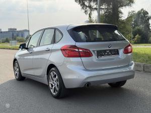 Pelēks BMW 218 Active Tourer 2015 Panevēža, ar dzinēja tilpumu 2.00 L un nobraukumu 169 tūkst. km par 8900 €, foto 15 vietnē AUTOMOTO.COM.LV
