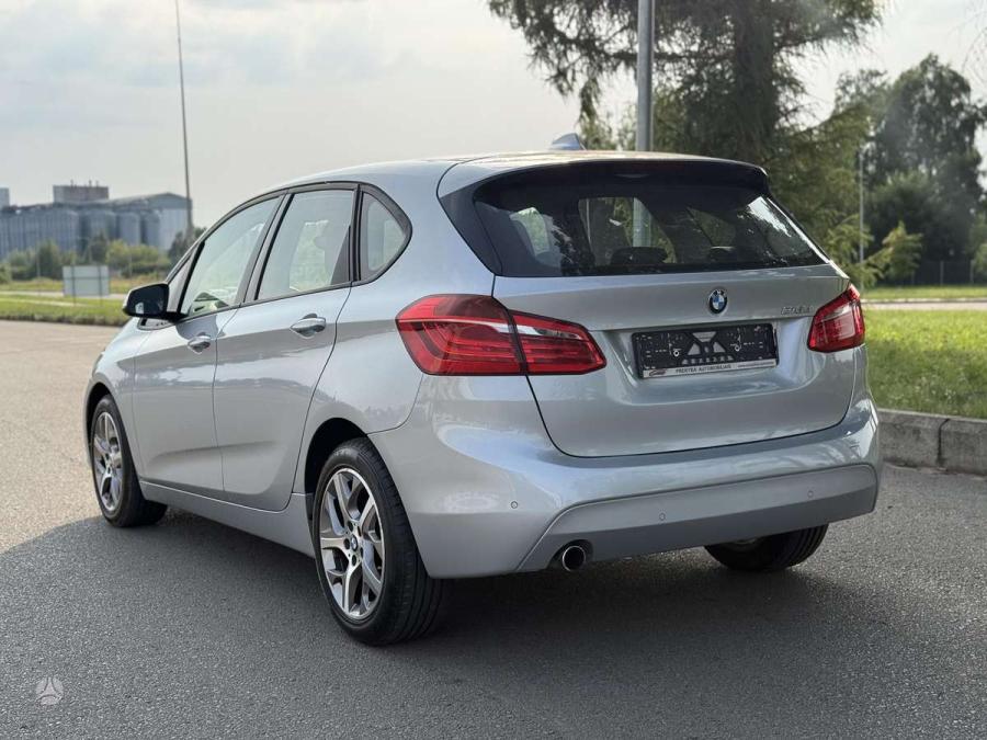 Pelēks BMW 218 Active Tourer 2015 Panevēža, ar dzinēja tilpumu 2.00 L un nobraukumu 169 tūkst. km par 8900 €, foto 15 vietnē AUTOMOTO.COM.LV