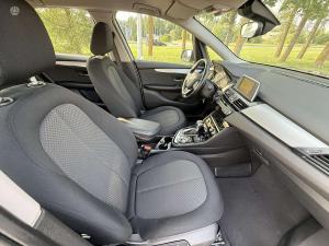 Pelēks BMW 218 Active Tourer 2015 Panevēža, ar dzinēja tilpumu 2.00 L un nobraukumu 169 tūkst. km par 8900 €, foto 31 vietnē AUTOMOTO.COM.LV