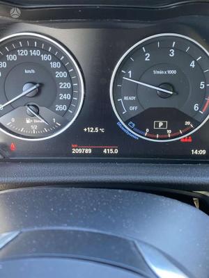 Pelēks BMW 218 Active Tourer 2016 Viļņa, ar dzinēja tilpumu 2.00 L un nobraukumu 210 tūkst. km par 10450 €, foto 13 vietnē AUTOMOTO.COM.LV