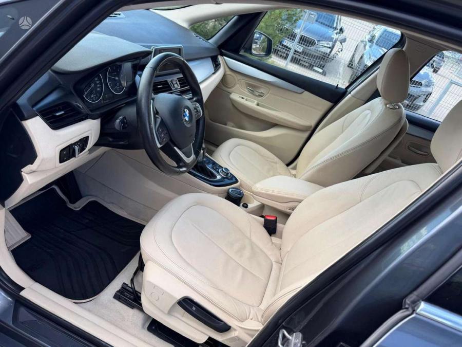 Серый БМВ 218 Active Tourer 2016 в Шяуляй, объемом двигателя 2.00 л и пробегом 154 тыс. км за 8200 €, фото 8 на AUTOMOTO.COM.LV
