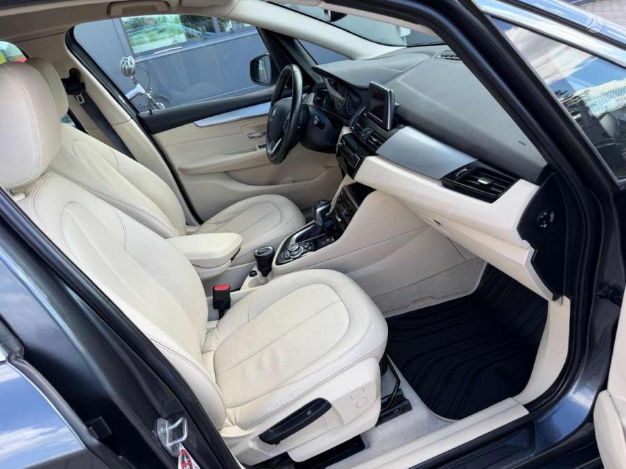 Серый БМВ 218 Active Tourer 2016 в Шяуляй, объемом двигателя 2.00 л и пробегом 154 тыс. км за 8200 €, фото 12 на AUTOMOTO.COM.LV