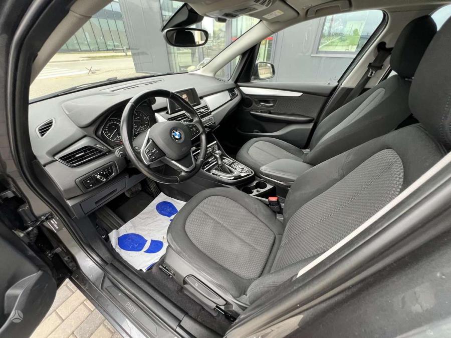 Pelēks BMW 218 Active Tourer 2016 Šauļi, ar dzinēja tilpumu 2.00 L un nobraukumu 218 tūkst. km par 7900 €, foto 13 vietnē AUTOMOTO.COM.LV