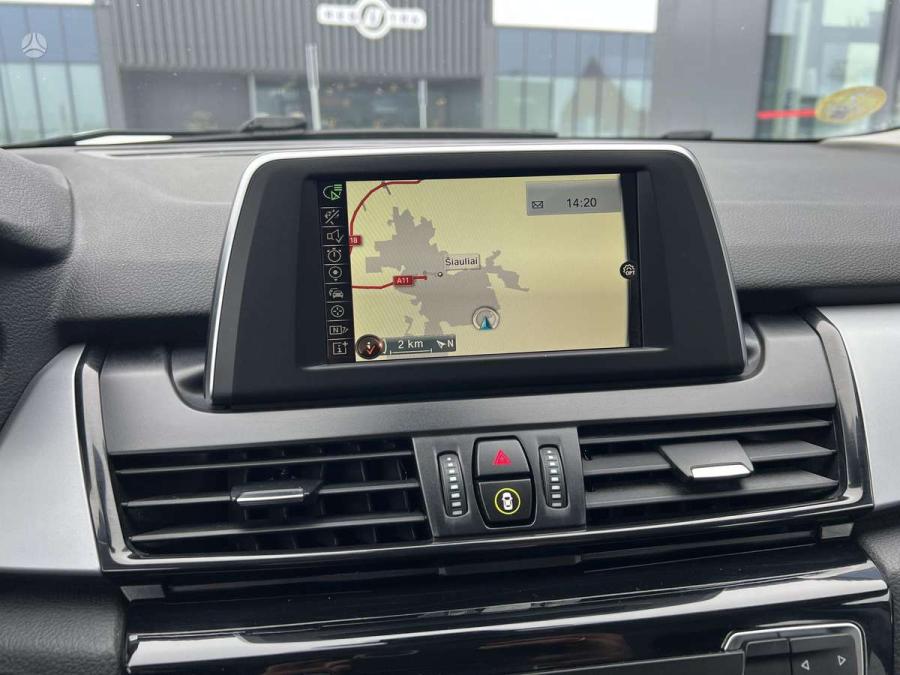Pelēks BMW 218 Active Tourer 2016 Šauļi, ar dzinēja tilpumu 2.00 L un nobraukumu 218 tūkst. km par 7900 €, foto 18 vietnē AUTOMOTO.COM.LV