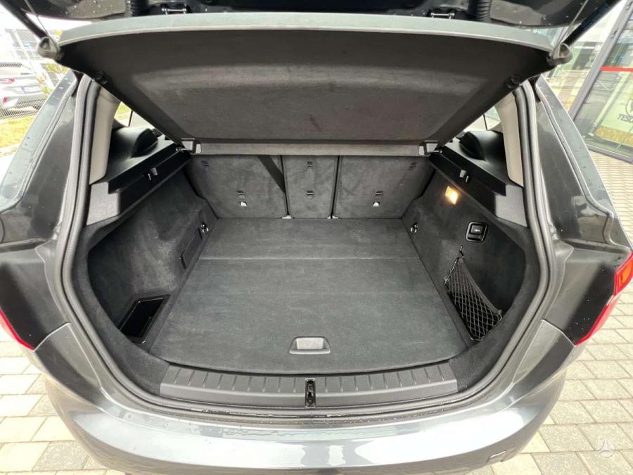 Pelēks BMW 218 Active Tourer 2016 Šauļi, ar dzinēja tilpumu 2.00 L un nobraukumu 218 tūkst. km par 7900 €, foto 27 vietnē AUTOMOTO.COM.LV